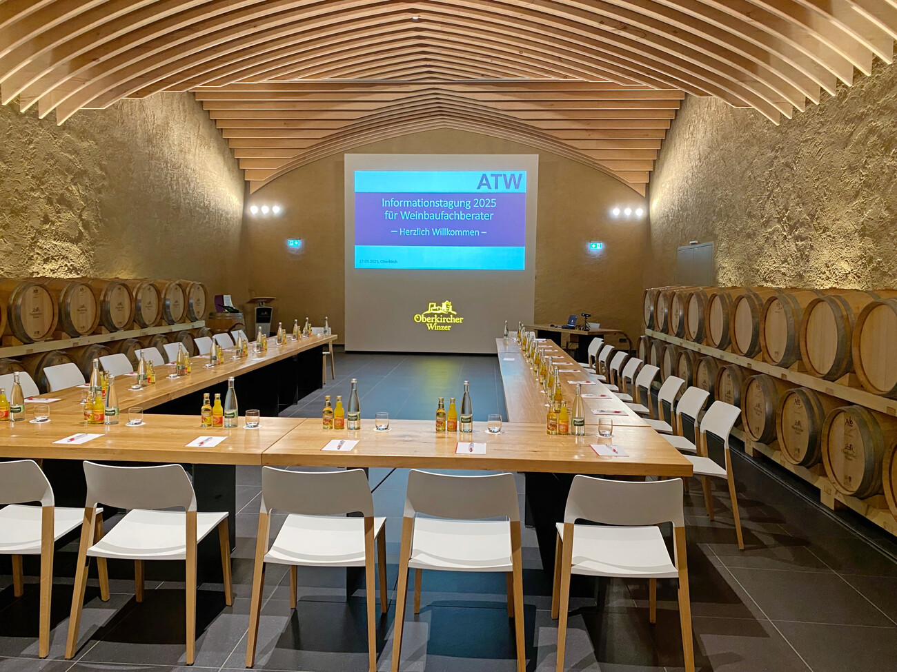 Weinbau und Weinwirtschaft - Rebe & Wein